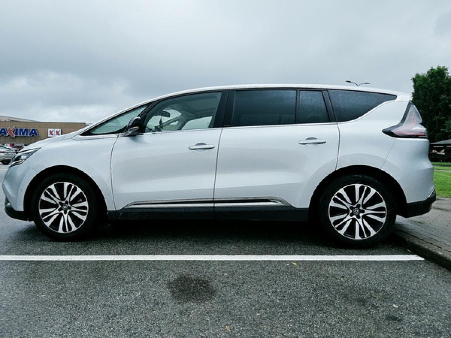 Pelēks Renault Espace 2015 Tallina, ar dzinēja tilpumu 0.00 L un nobraukumu 149 tūkst. km par 10500 €, foto 3 vietnē AUTOMOTO.COM.LV