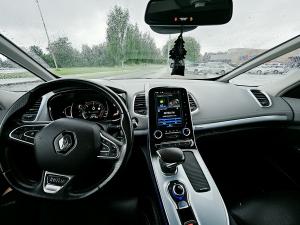 Pelēks Renault Espace 2015 Tallina, ar dzinēja tilpumu 0.00 L un nobraukumu 149 tūkst. km par 10500 €, foto 16 vietnē AUTOMOTO.COM.LV