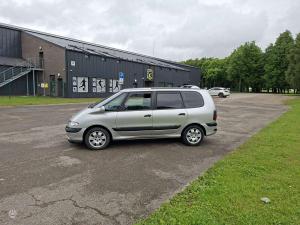 Pelēks Renault Espace 2001 Šauļi, ar dzinēja tilpumu 2.20 L un nobraukumu 290 tūkst. km par 1150 €, foto  vietnē AUTOMOTO.COM.LV