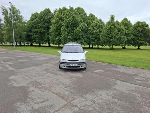 Pelēks Renault Espace 2001 Šauļi, ar dzinēja tilpumu 2.20 L un nobraukumu 290 tūkst. km par 1150 €, foto 3 vietnē AUTOMOTO.COM.LV