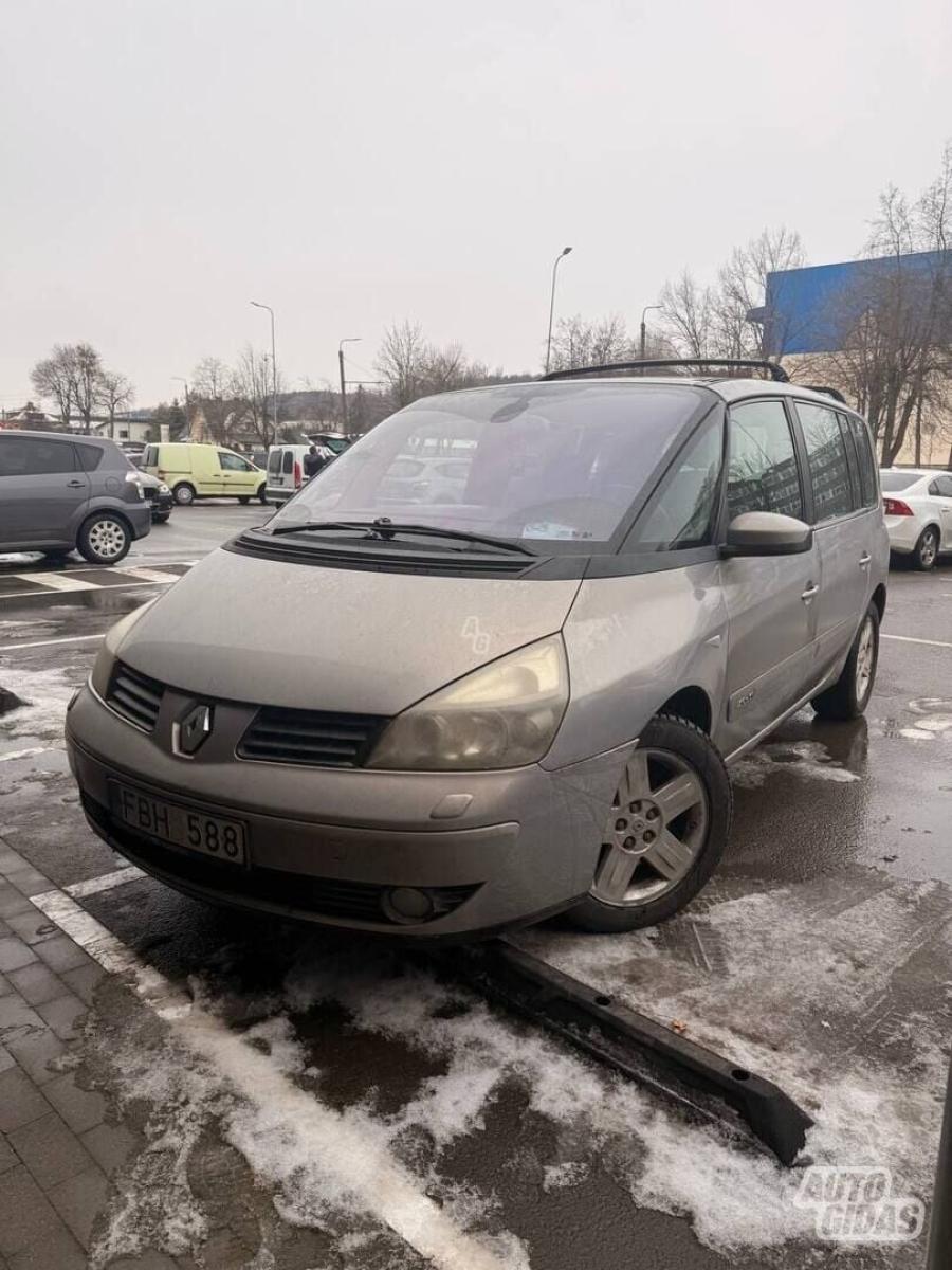 Pelēks Renault Espace 2003 Kauņa, ar dzinēja tilpumu 3.00 L un nobraukumu 256 tūkst. km par 1300 €, foto 1 vietnē AUTOMOTO.COM.LV