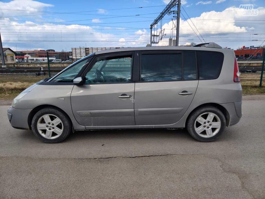 Pelēks Renault Espace 2003 Šauļi, ar dzinēja tilpumu 1.90 L un nobraukumu 302 tūkst. km par 950 €, foto 9 vietnē AUTOMOTO.COM.LV