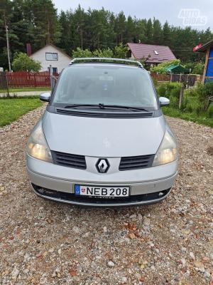 Grey Renault Espace 2003 in Jonava, with an engine capacity of 2.00 L and mileage of 366 thousand km for 850 €, photo 4 on AUTOMOTO.COM.LV