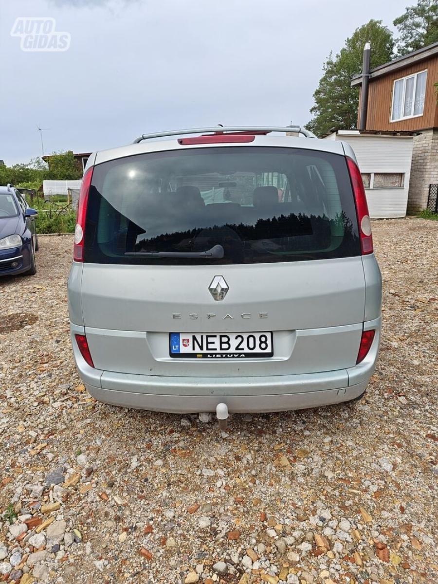 Grey Renault Espace 2003 in Jonava, with an engine capacity of 2.00 L and mileage of 366 thousand km for 850 €, photo 7 on AUTOMOTO.COM.LV