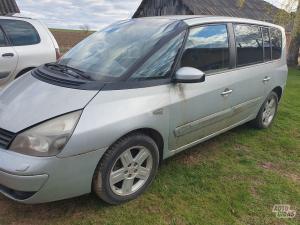 Grey Renault Espace 2004 in Vilnius, with an engine capacity of 2.20 L and mileage of 300 thousand km for 450 €, photo 3 on AUTOMOTO.COM.LV