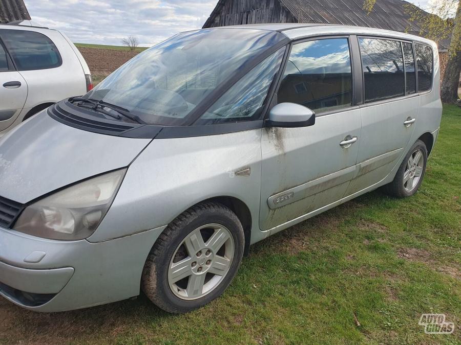 Grey Renault Espace 2004 in Vilnius, with an engine capacity of 2.20 L and mileage of 300 thousand km for 450 €, photo 3 on AUTOMOTO.COM.LV