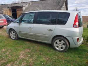 Grey Renault Espace 2004 in Vilnius, with an engine capacity of 2.20 L and mileage of 300 thousand km for 450 €, photo 4 on AUTOMOTO.COM.LV