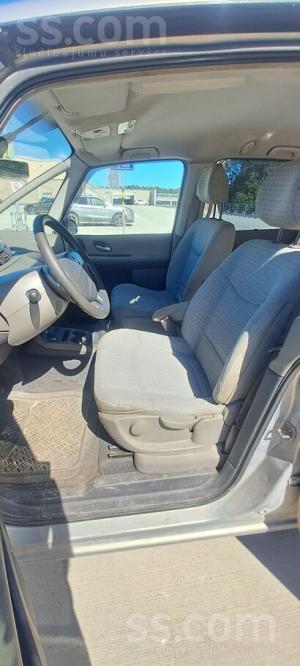 Pelēks Renault Espace 2004 Rīga, ar dzinēja tilpumu 1.90 L un nobraukumu 339 tūkst. km par 1800 €, foto 9 vietnē AUTOMOTO.COM.LV