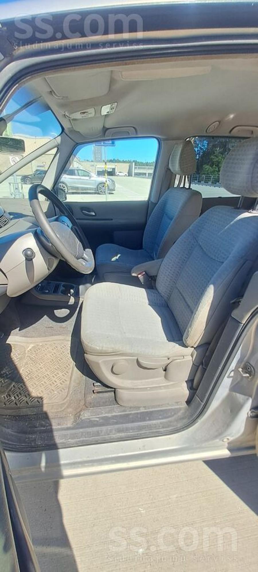 Pelēks Renault Espace 2004 Rīga, ar dzinēja tilpumu 1.90 L un nobraukumu 339 tūkst. km par 1800 €, foto 9 vietnē AUTOMOTO.COM.LV