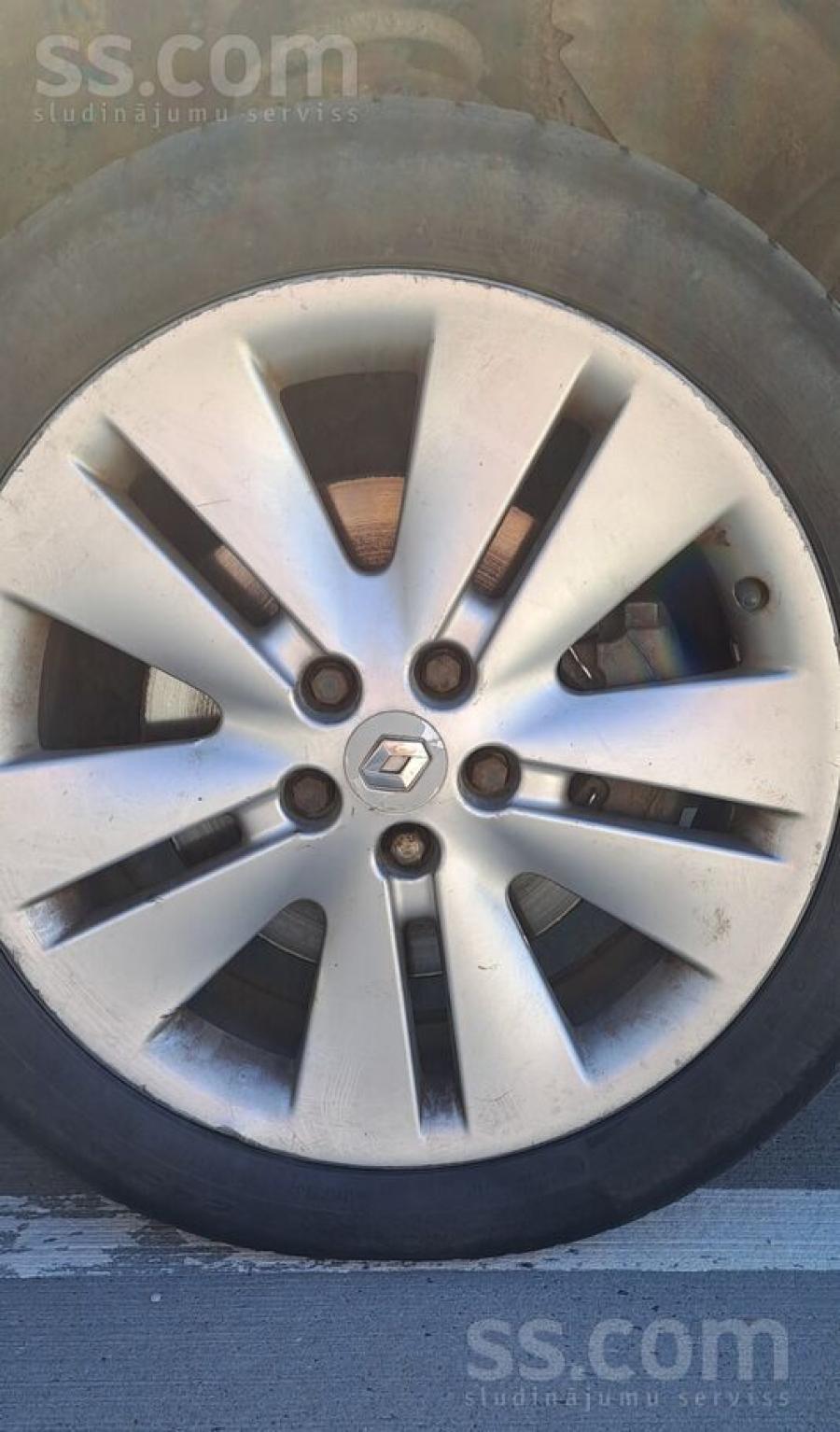 Pelēks Renault Espace 2004 Rīga, ar dzinēja tilpumu 1.90 L un nobraukumu 339 tūkst. km par 1800 €, foto 14 vietnē AUTOMOTO.COM.LV