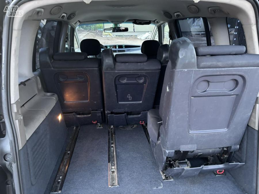 Pelēks Renault Espace 2004 Viļņa, ar dzinēja tilpumu 2.00 L un nobraukumu 371 tūkst. km par 1500 €, foto 13 vietnē AUTOMOTO.COM.LV