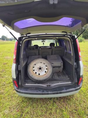 Pelēks Renault Espace 2004 Alīta, ar dzinēja tilpumu 2.19 L un nobraukumu 356 tūkst. km par 550 €, foto 3 vietnē AUTOMOTO.COM.LV