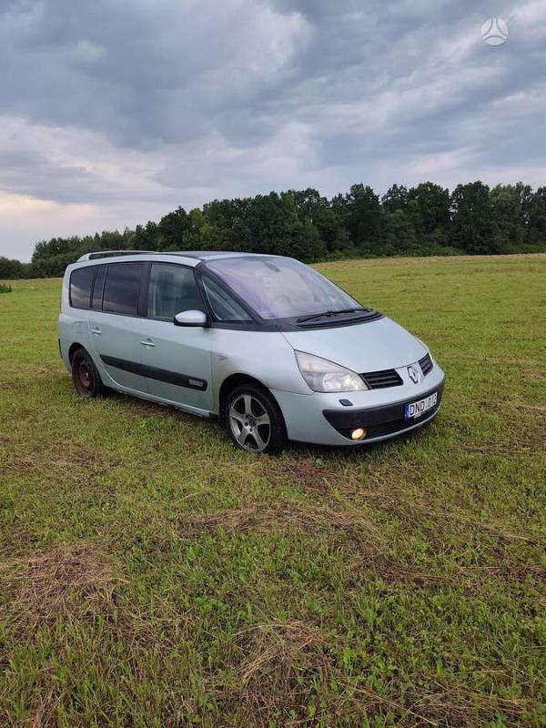 Grey Renault Espace 2004 in Alytus, with an engine capacity of 2.19 L and mileage of 356 thousand km for 550 €, photo 6 on AUTOMOTO.COM.LV