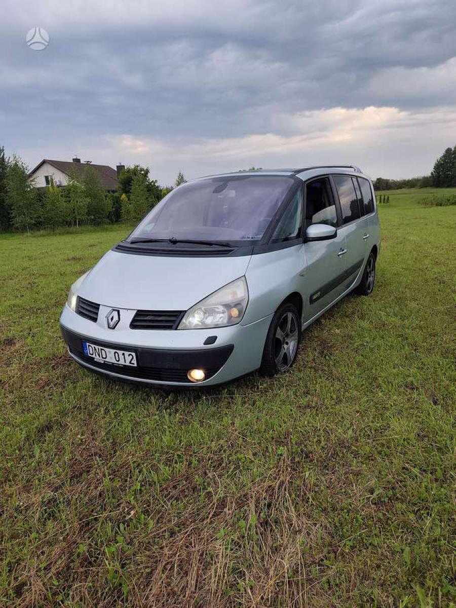 Pelēks Renault Espace 2004 Alīta, ar dzinēja tilpumu 2.19 L un nobraukumu 356 tūkst. km par 550 €, foto 8 vietnē AUTOMOTO.COM.LV