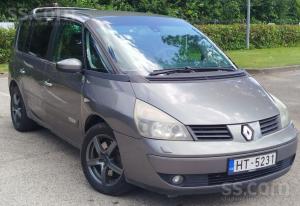 Grey Renault Espace 2004 in Riga, with an engine capacity of 2.20 L and mileage of 350 thousand km for 1100 €, photo  on AUTOMOTO.COM.LV