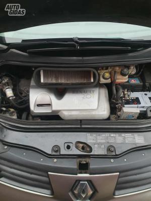 Grey Renault Espace 2004 in Panevezys, with an engine capacity of 2.00 L and mileage of 197 thousand km for 999 €, photo 9 on AUTOMOTO.COM.LV