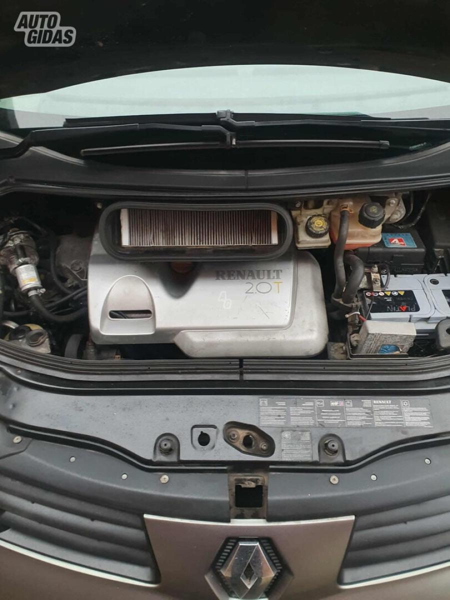 Grey Renault Espace 2004 in Panevezys, with an engine capacity of 2.00 L and mileage of 197 thousand km for 999 €, photo 9 on AUTOMOTO.COM.LV