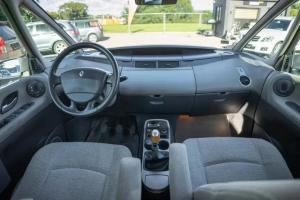 Pelēks Renault Espace 2005 Liepāja, ar dzinēja tilpumu 2.20 L un nobraukumu 359 tūkst. km par 1200 €, foto 8 vietnē AUTOMOTO.COM.LV