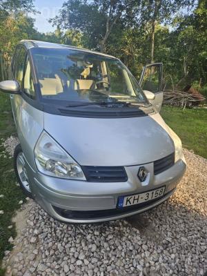 Pelēks Renault Espace 2006 Rīga, ar dzinēja tilpumu 2.20 L un nobraukumu 296 tūkst. km par 1300 €, foto  vietnē AUTOMOTO.COM.LV