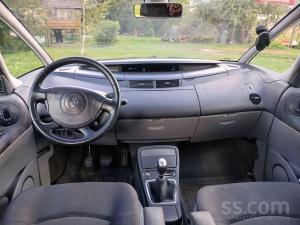 Pelēks Renault Espace 2006 Bauska, ar dzinēja tilpumu 2.20 L un nobraukumu 277 tūkst. km par 800 €, foto 6 vietnē AUTOMOTO.COM.LV