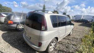 Grey Renault Espace 2006 in Riga, with an engine capacity of 2.00 L and mileage of 260 thousand km for 2300 €, photo 7 on AUTOMOTO.COM.LV