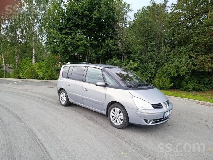 Grey Renault Espace 2006 in Riga, with an engine capacity of 2.00 L and mileage of 277 thousand km for 2300 €, photo 3 on AUTOMOTO.COM.LV