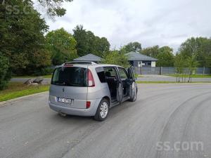 Grey Renault Espace 2006 in Riga, with an engine capacity of 2.00 L and mileage of 277 thousand km for 2300 €, photo 4 on AUTOMOTO.COM.LV