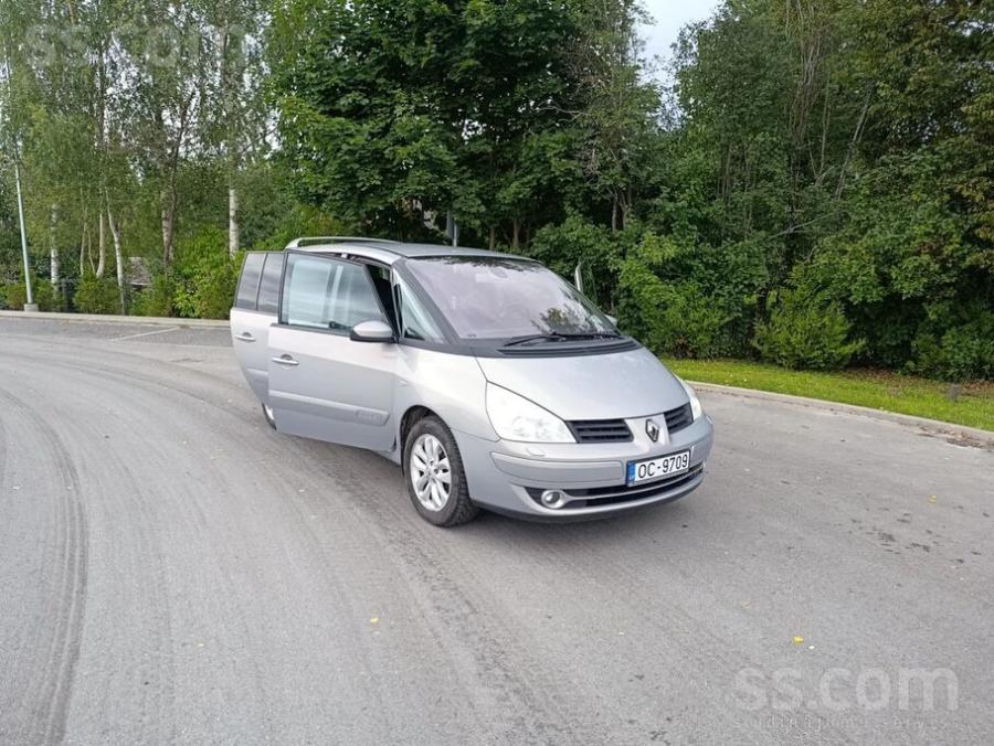 Grey Renault Espace 2006 in Riga, with an engine capacity of 2.00 L and mileage of 277 thousand km for 2300 €, photo 8 on AUTOMOTO.COM.LV