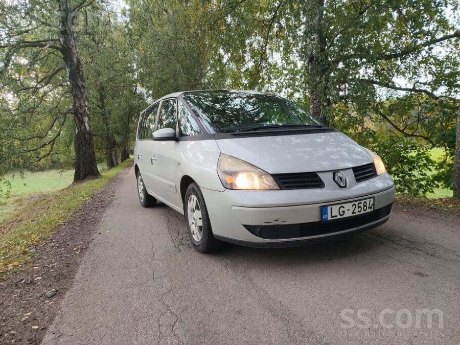 Pelēks Renault Espace 2006 Jēkabpils, ar dzinēja tilpumu 1.90 L un nobraukumu 226 tūkst. km par 1950 €, foto 3 vietnē AUTOMOTO.COM.LV