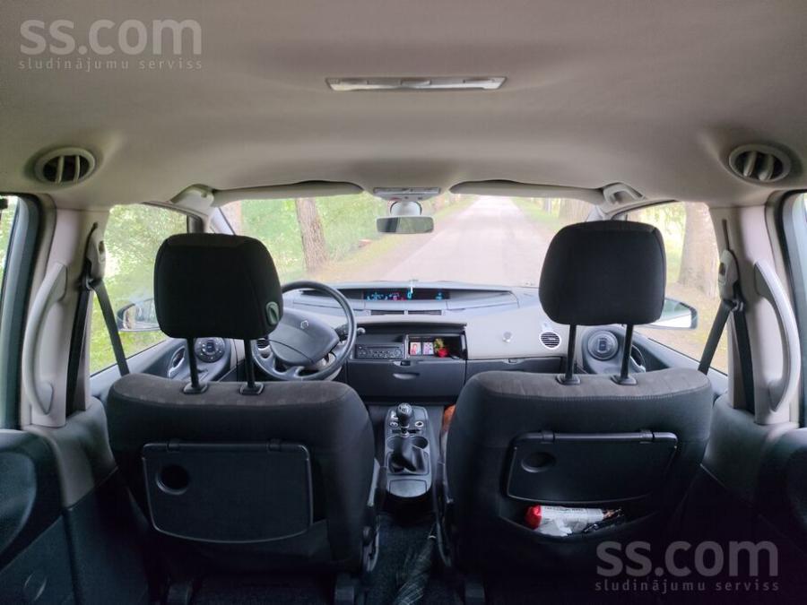 Pelēks Renault Espace 2006 Jēkabpils, ar dzinēja tilpumu 1.90 L un nobraukumu 226 tūkst. km par 1950 €, foto 6 vietnē AUTOMOTO.COM.LV