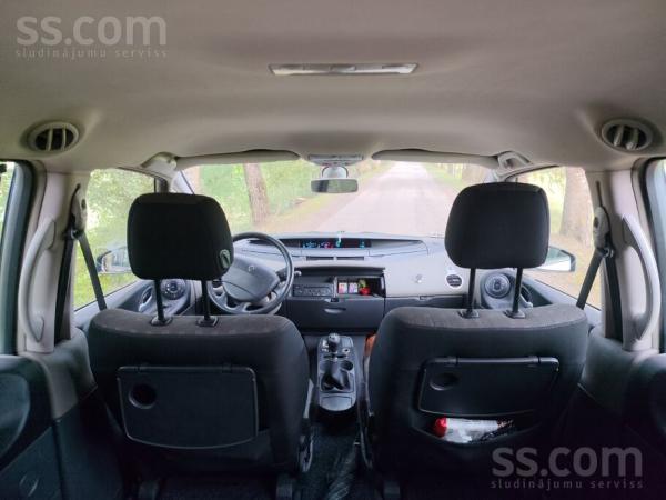 Pelēks Renault Espace 2006 Jēkabpils, ar dzinēja tilpumu 1.90 L un nobraukumu 226 tūkst. km par 1950 €, foto 6 vietnē AUTOMOTO.COM.LV