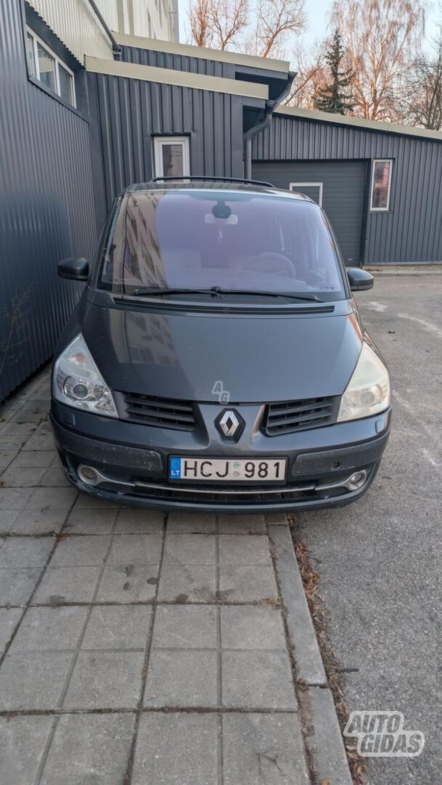 Pelēks Renault Espace 2007 Šauļi, ar dzinēja tilpumu 2.00 L un nobraukumu 450 tūkst. km par 1000 €, foto 3 vietnē AUTOMOTO.COM.LV
