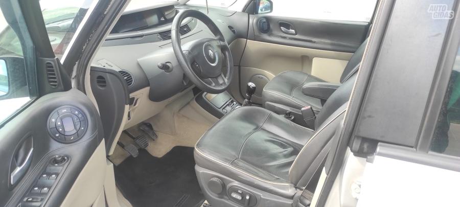 Grey Renault Espace 2007 in Klaipeda, with an engine capacity of 2.00 L and mileage of 320 thousand km for 1999 €, photo 10 on AUTOMOTO.COM.LV