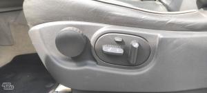 Grey Renault Espace 2007 in Klaipeda, with an engine capacity of 2.00 L and mileage of 320 thousand km for 1999 €, photo 16 on AUTOMOTO.COM.LV
