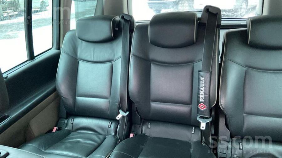 Pelēks Renault Espace 2007 Rīga, ar dzinēja tilpumu 3.00 L un nobraukumu 365 tūkst. km par 2000 €, foto 3 vietnē AUTOMOTO.COM.LV