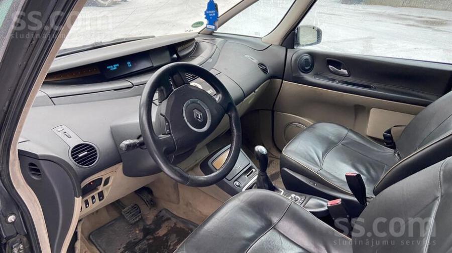 Pelēks Renault Espace 2007 Rīga, ar dzinēja tilpumu 3.00 L un nobraukumu 365 tūkst. km par 2000 €, foto 9 vietnē AUTOMOTO.COM.LV
