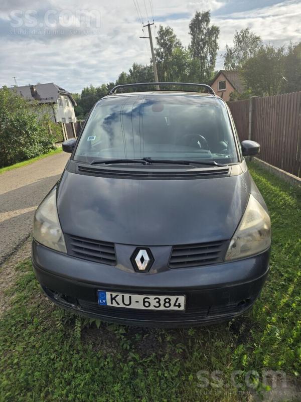 Pelēks Renault Espace 2007 Rīga, ar dzinēja tilpumu 2.20 L un nobraukumu 211 tūkst. km par 1500 €, foto 1 vietnē AUTOMOTO.COM.LV