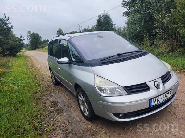 Grey Renault Espace 2007 in Limbazi, with an engine capacity of 2.00 L and mileage of 346 thousand km for 2900 €, photo 4 on AUTOMOTO.COM.LV