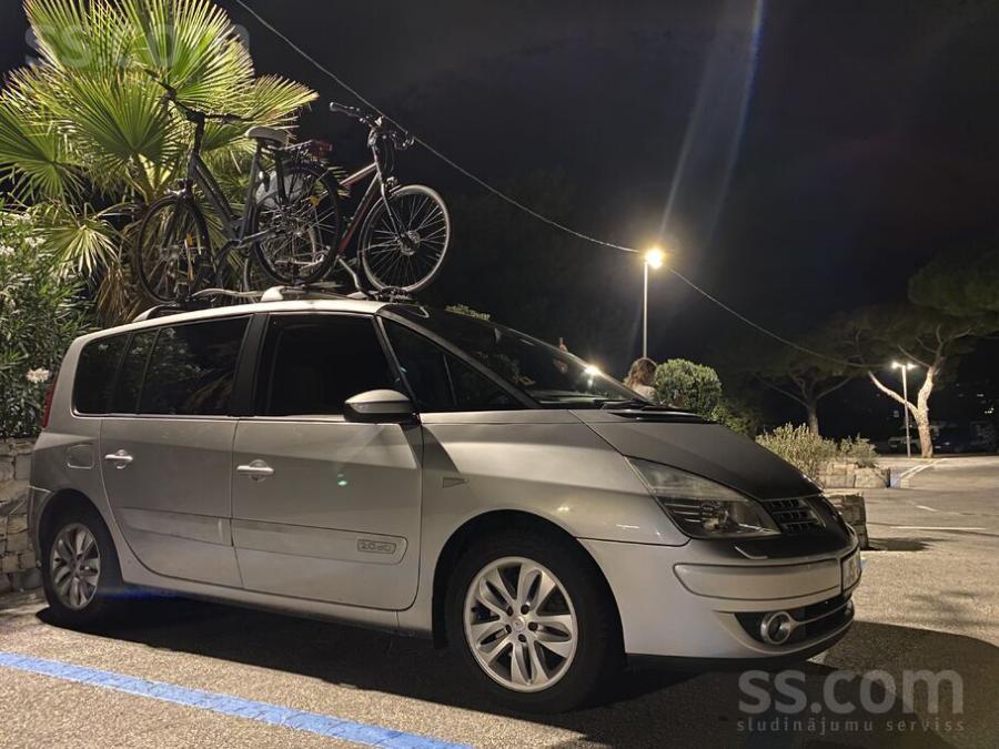 Pelēks Renault Espace 2007 Rīga, ar dzinēja tilpumu 2.00 L un nobraukumu 365 tūkst. km par 2000 €, foto 1 vietnē AUTOMOTO.COM.LV