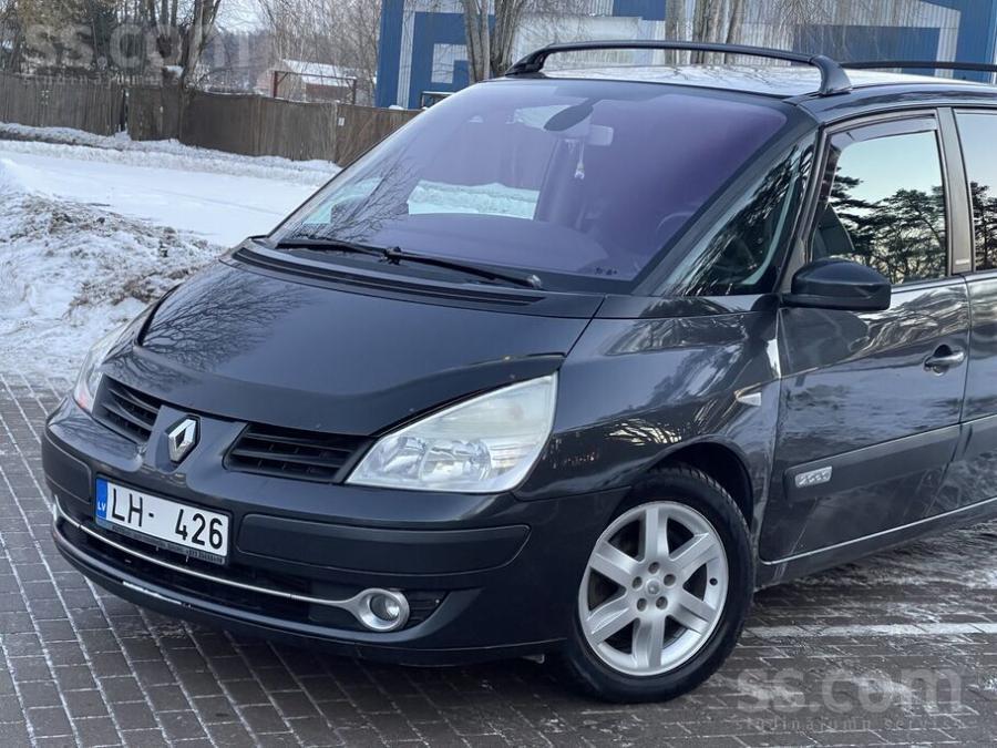 Pelēks Renault Espace 2009 Jūrmala, ar dzinēja tilpumu 2.00 L un nobraukumu 0 tūkst. km par 1990 €, foto 9 vietnē AUTOMOTO.COM.LV