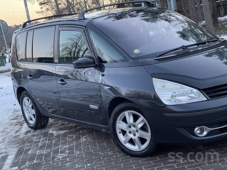 Pelēks Renault Espace 2009 Jūrmala, ar dzinēja tilpumu 2.00 L un nobraukumu 0 tūkst. km par 1990 €, foto 17 vietnē AUTOMOTO.COM.LV