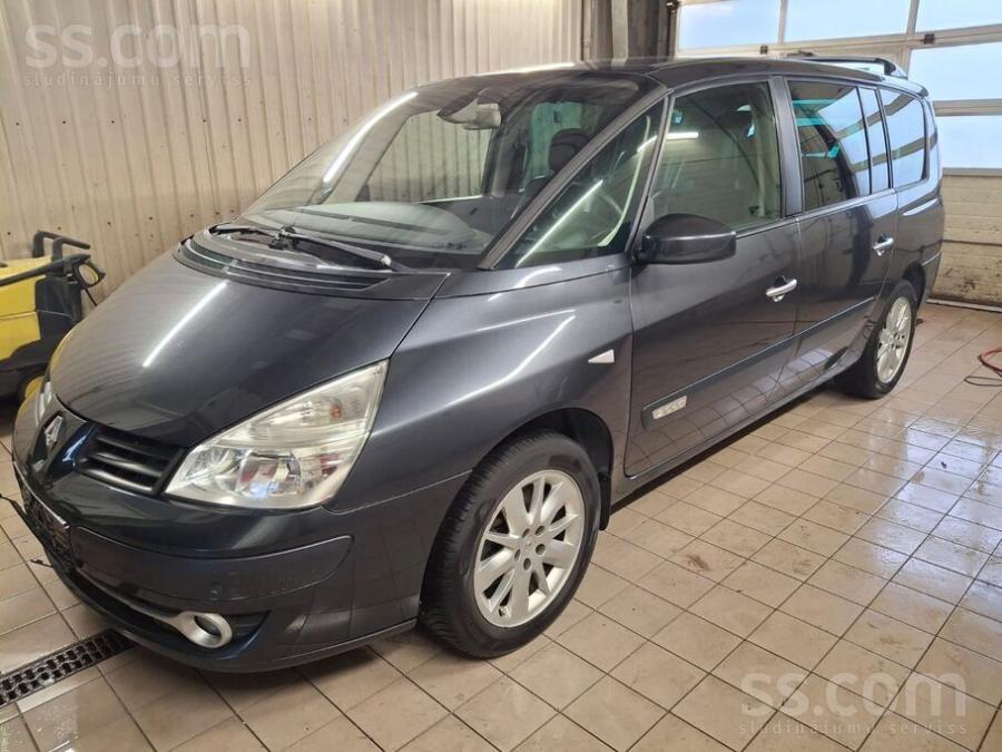 Pelēks Renault Espace 2009 Valmiera, ar dzinēja tilpumu 2.00 L un nobraukumu 290 tūkst. km par 3900 €, foto 1 vietnē AUTOMOTO.COM.LV