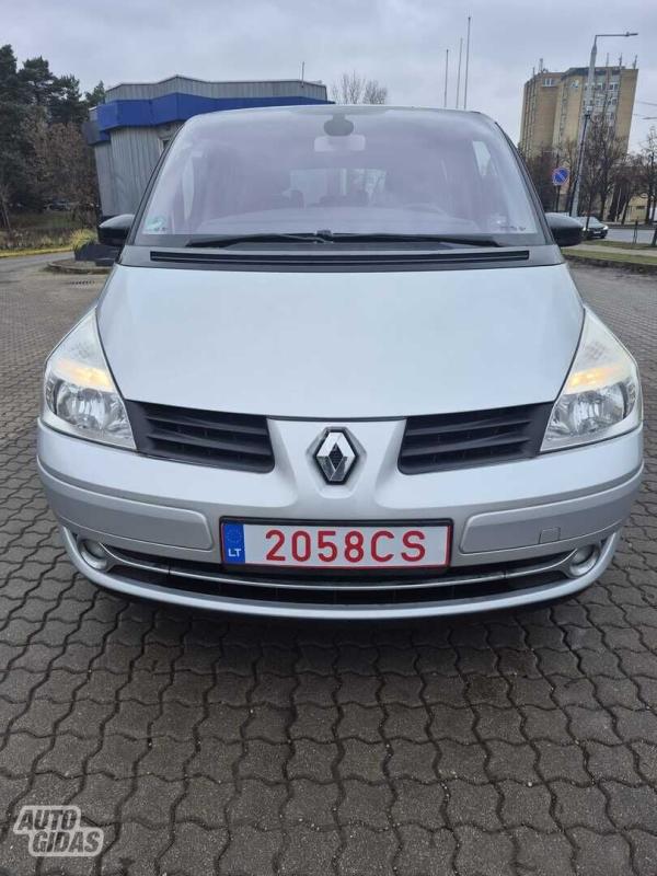 Grey Renault Espace 2009 in Vilnius, with an engine capacity of 2.00 L and mileage of 205 thousand km for 3750 €, photo 7 on AUTOMOTO.COM.LV
