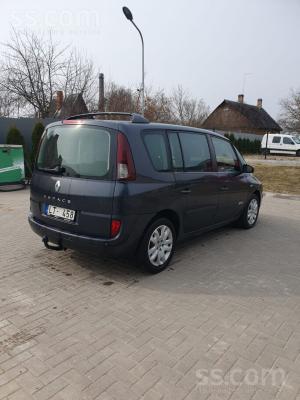 Grey Renault Espace 2009 in Ludza, with an engine capacity of 2.00 L and mileage of 285 thousand km for 2500 €, photo 5 on AUTOMOTO.COM.LV