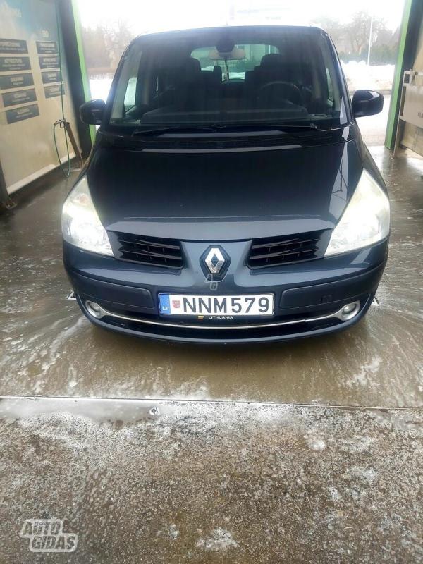 Grey Renault Espace 2011 in Vilnius, with an engine capacity of 2.00 L and mileage of 280 thousand km for 2700 €, photo 1 on AUTOMOTO.COM.LV