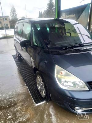 Grey Renault Espace 2011 in Vilnius, with an engine capacity of 2.00 L and mileage of 280 thousand km for 2700 €, photo 4 on AUTOMOTO.COM.LV