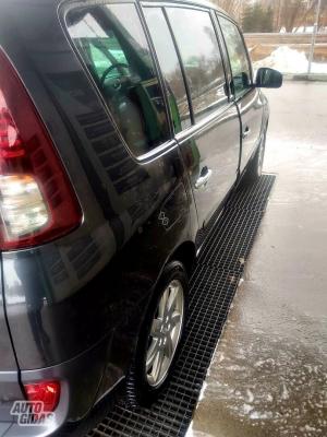 Grey Renault Espace 2011 in Vilnius, with an engine capacity of 2.00 L and mileage of 280 thousand km for 2700 €, photo 5 on AUTOMOTO.COM.LV