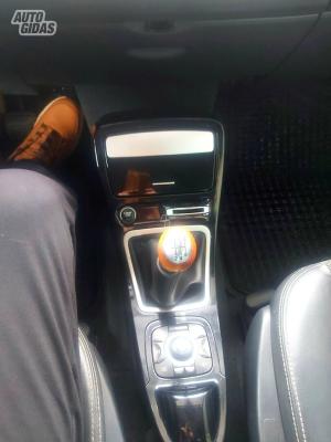 Grey Renault Espace 2011 in Vilnius, with an engine capacity of 2.00 L and mileage of 280 thousand km for 2700 €, photo 9 on AUTOMOTO.COM.LV