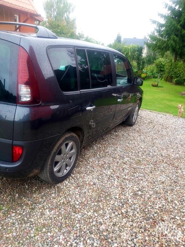 Grey Renault Espace 2011 in Vilnius, with an engine capacity of 2.00 L and mileage of 280 thousand km for 2700 €, photo 10 on AUTOMOTO.COM.LV