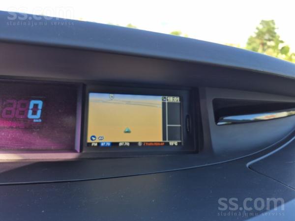 Pelēks Renault Espace 2011 Jelgava, ar dzinēja tilpumu 2.00 L un nobraukumu 324 tūkst. km par 5000 €, foto 9 vietnē AUTOMOTO.COM.LV